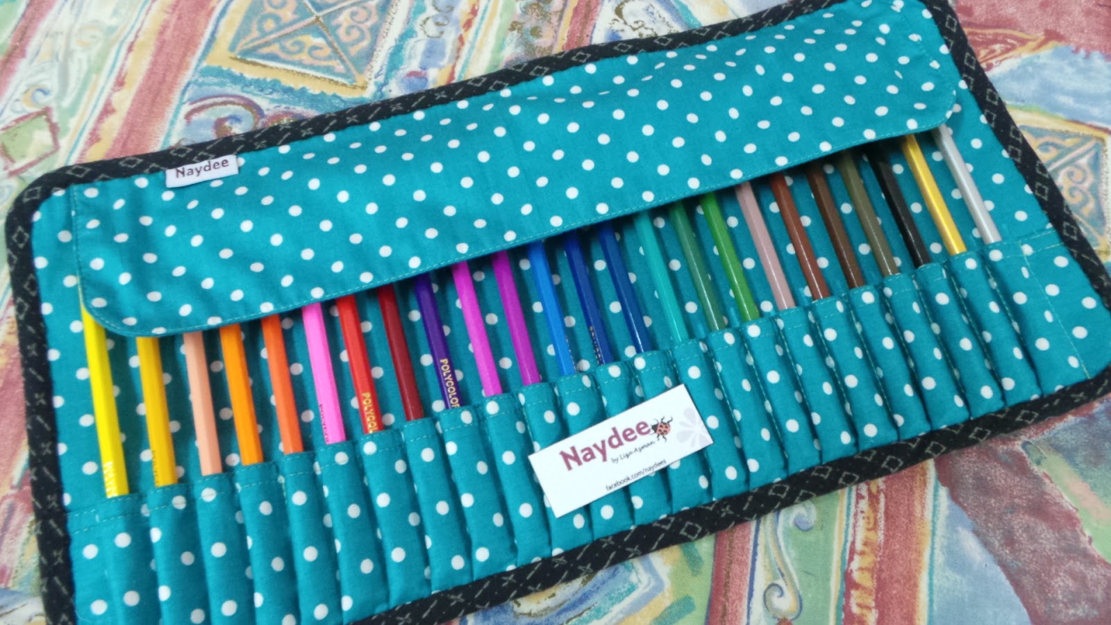 Creative Cocoon Studio: 24 colors organizer