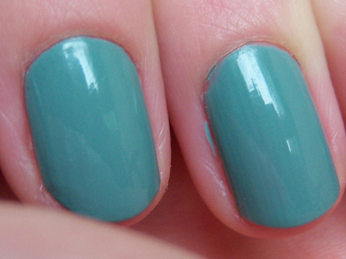 Shadow and Shimmer: Zoya Bevin Swatch