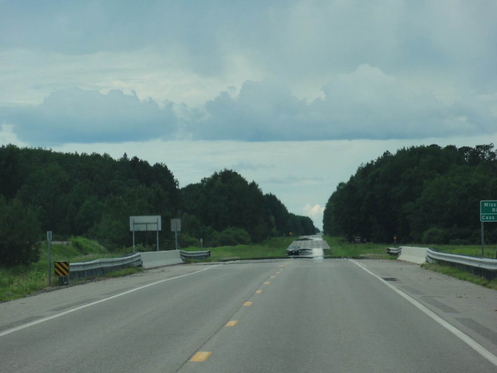 Jon's Wayward Travels: A Drive in Minnesota - Interesting!!!