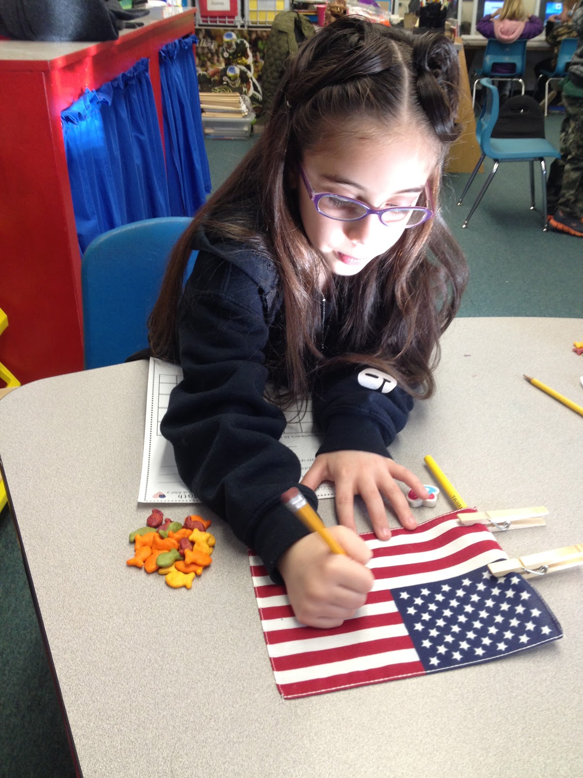 HANDS ON FLAG MATH FREEBIE - Teacher Idea Factory