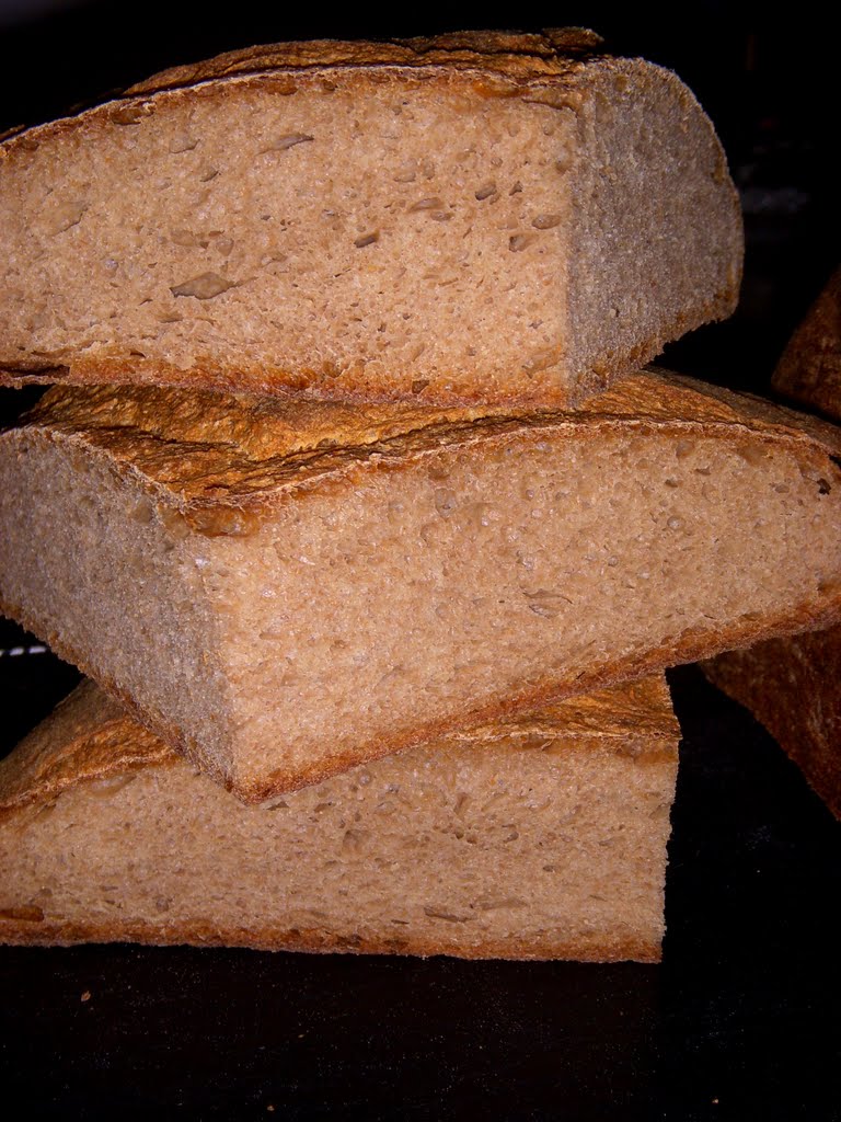 The Baritone Bread Log: Bread Log 11: A small post for a large bread