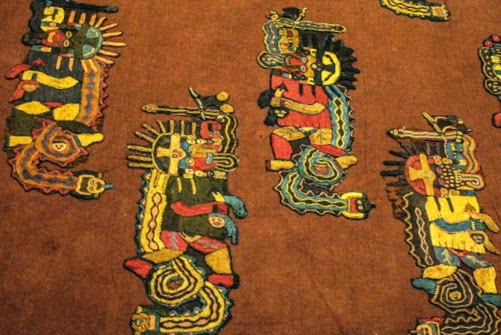 Alex Guerra Terra: Nueva Sala Paracas expone 41 textiles originales de ...
