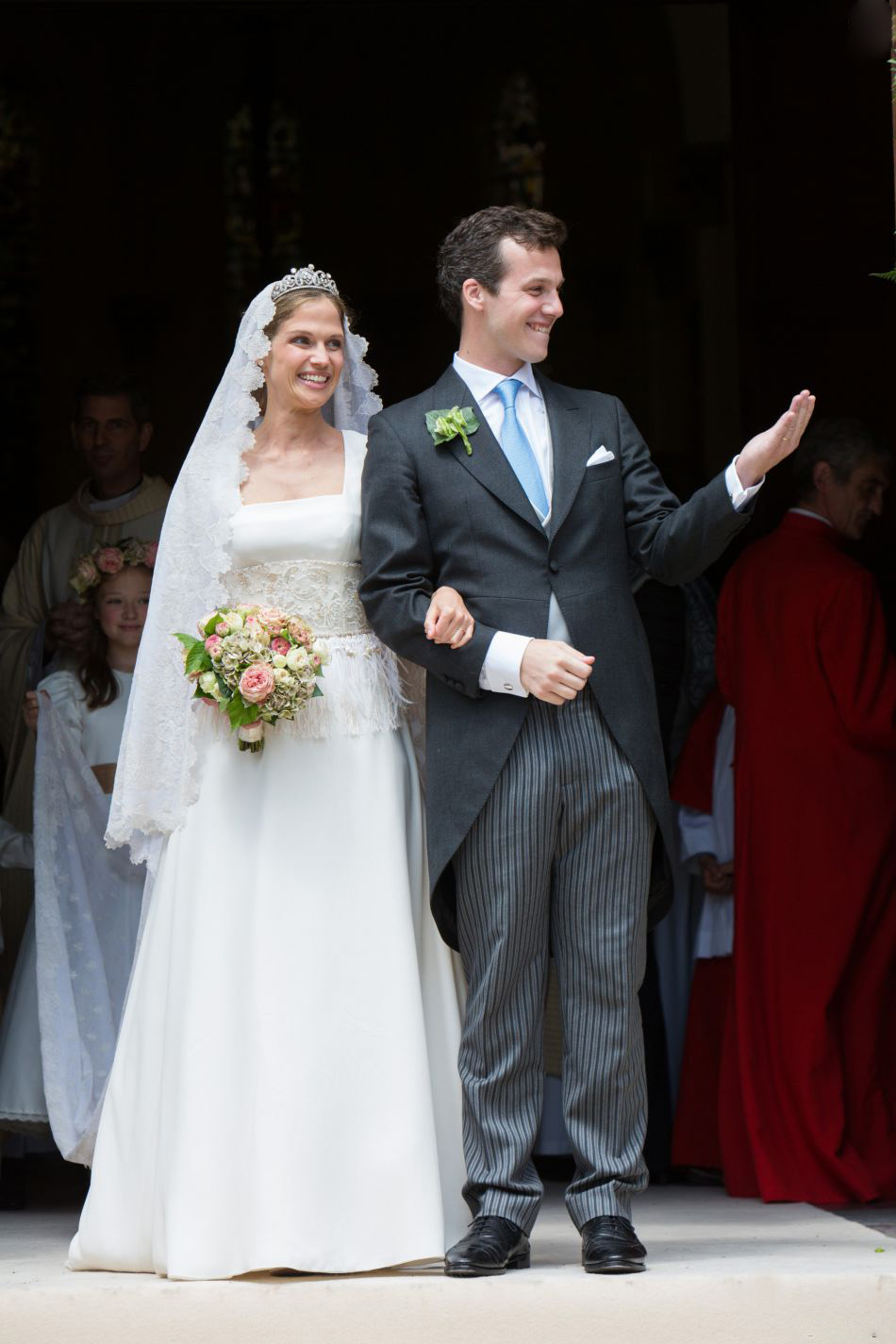 Royal Family Around the World: Princess Alix of Ligne Weds Count ...