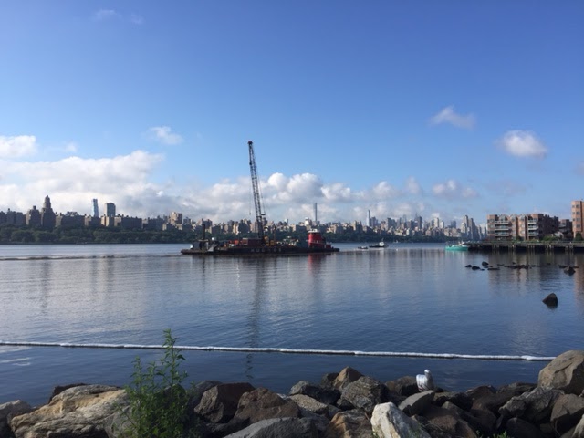 MEC&F Expert Engineers : 10,000 gallons of oil from leaking underwater ...