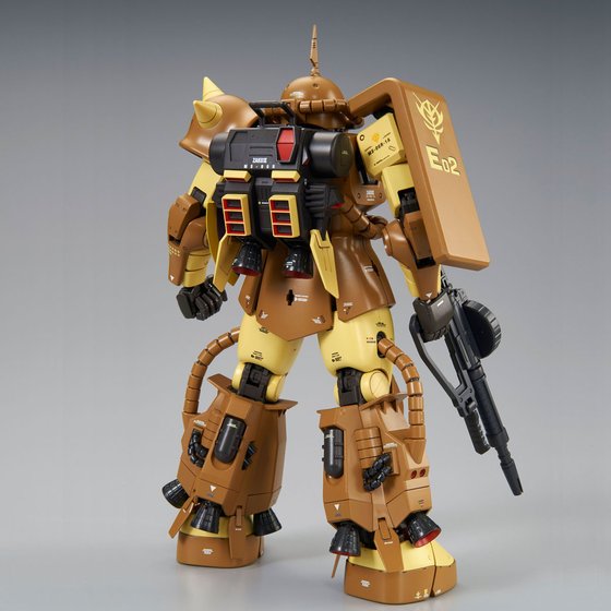 Gundam Meisters: MG 1/100 - Zaku II High Mobility Type