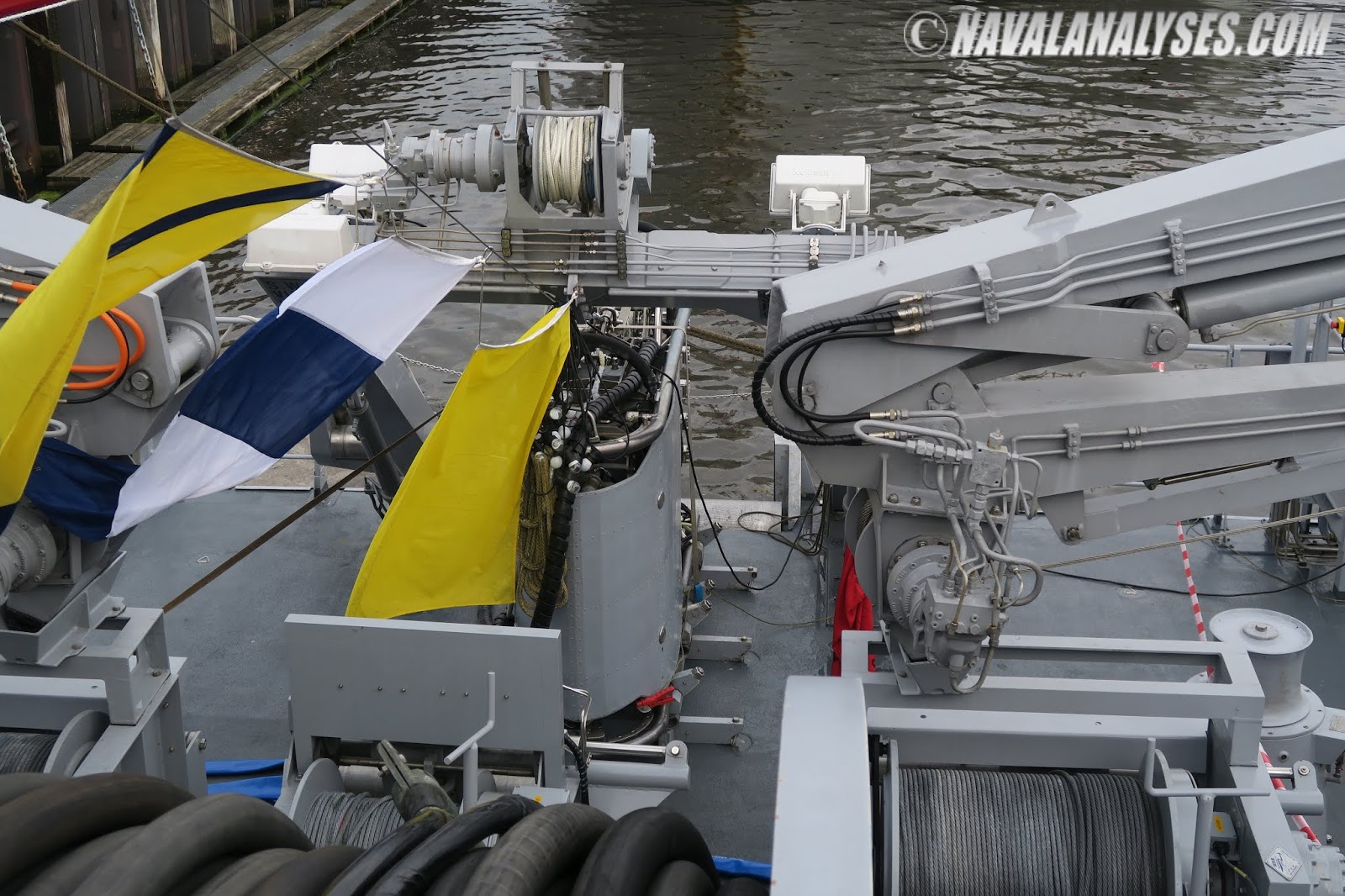 Naval Analyses: PHOTO GALLERY #21: Otra, minesweeper of the Royal ...