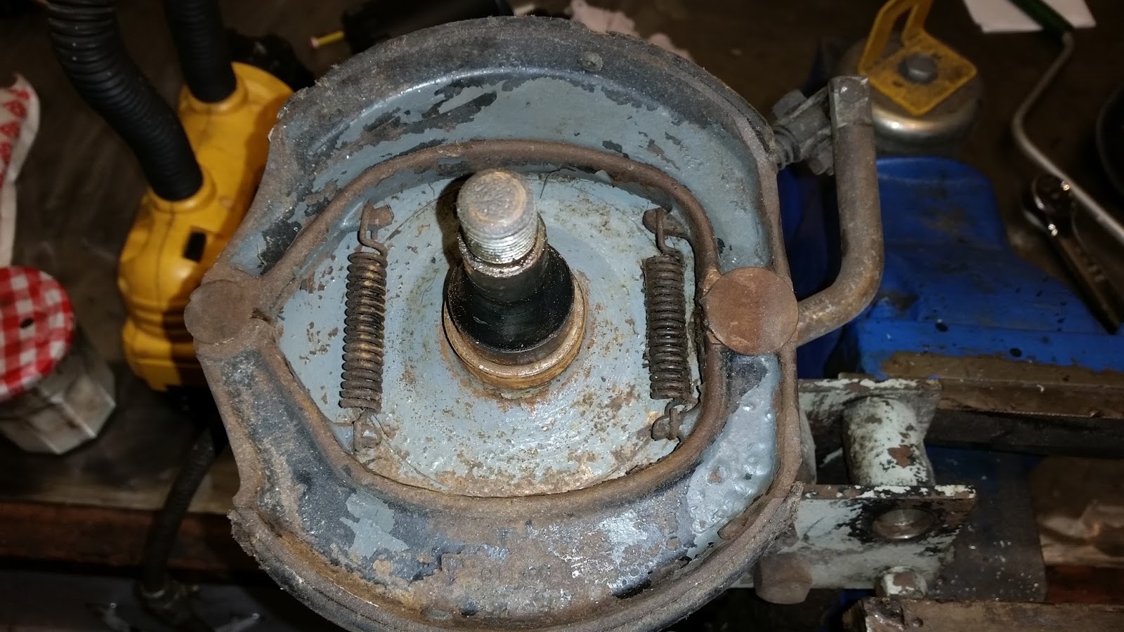 Austin Seven Special: The brakes