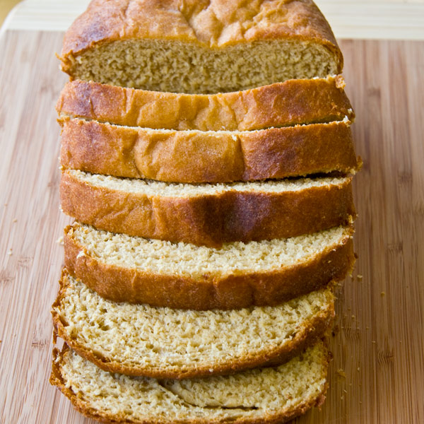 Kneady Sweetie: Whole Wheat Sandwich Bread