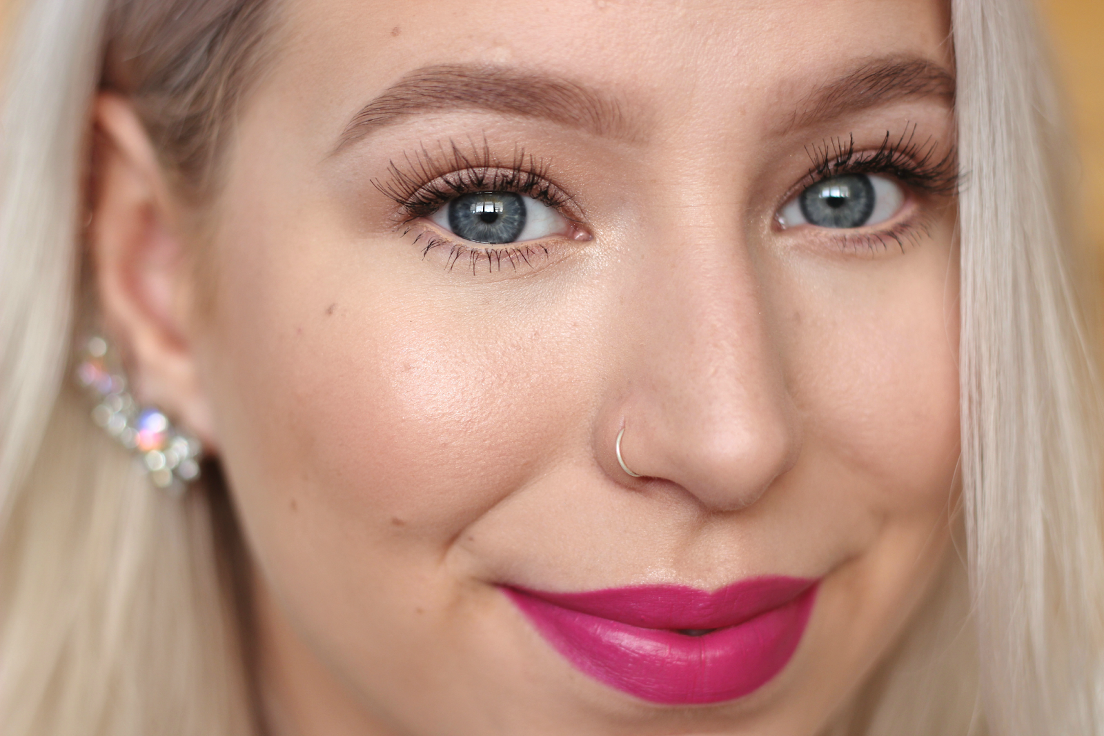 Elín Likes: VIDEO | SOFT GLAM W. BRIGHT PINK LIPS