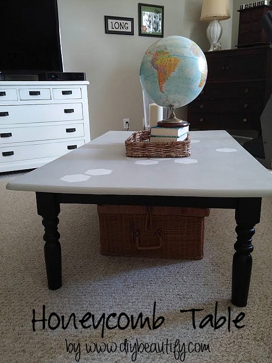 Honeycomb Pattern Table Makeover - DIY Beautify - Creating Beauty at Home
