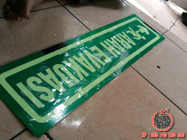 Jasa Pembuatan Rambu-rambu jalan di Jakarta