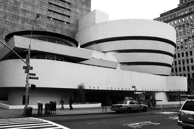 New York - History - Geschichte: Solomon R. Guggenheim Museum Construction