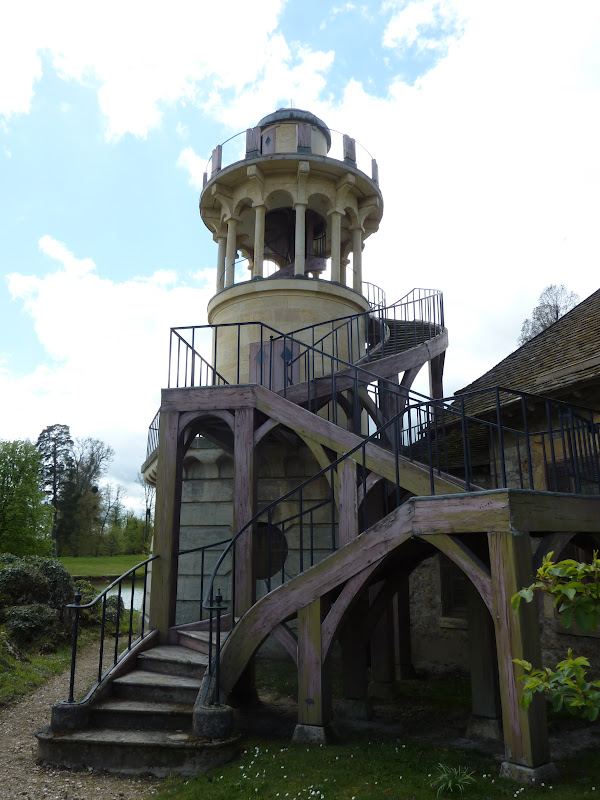 Snodge's subjective travel blog: Day 26 - Chateau de Versaille, Arc de ...