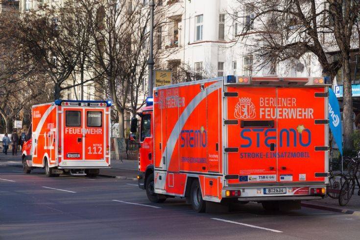 Leczenie trombolityczne udarów mózgu w ambulansie typu STEMO