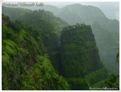 OffBeat Sahyadri: OffBeat Sahyadri : Trek from Pratapgad to Bhimachi ...