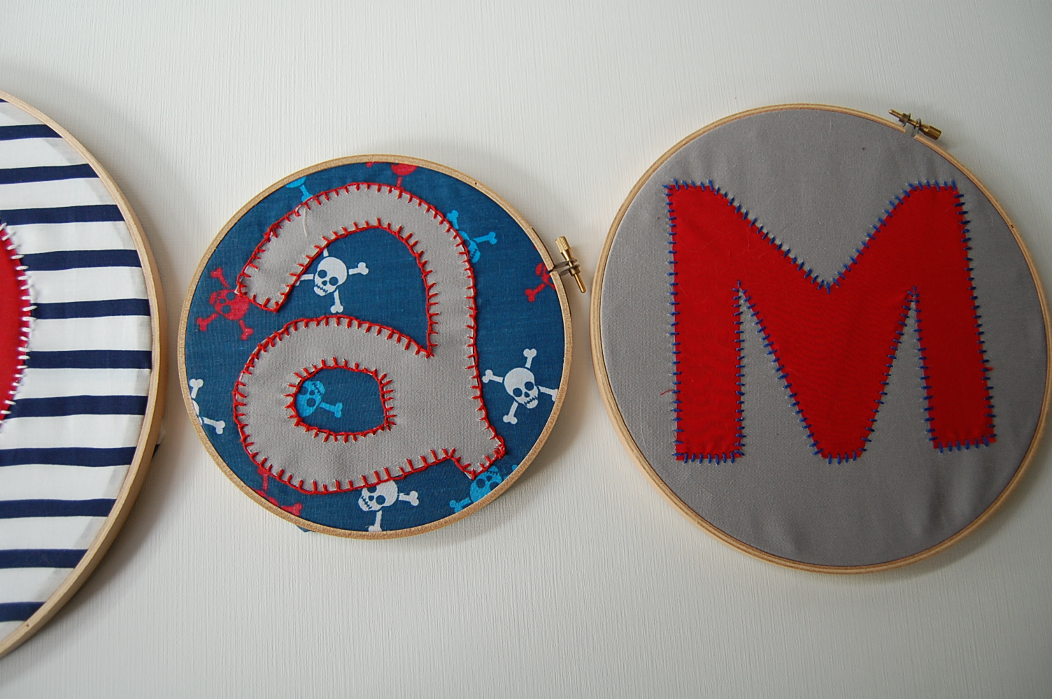 Ginja Designs: letter hoops...