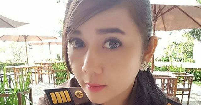 Menikmati Toket Janda Genit Tetangga Tumah Ku ~ CERITA DEWASA