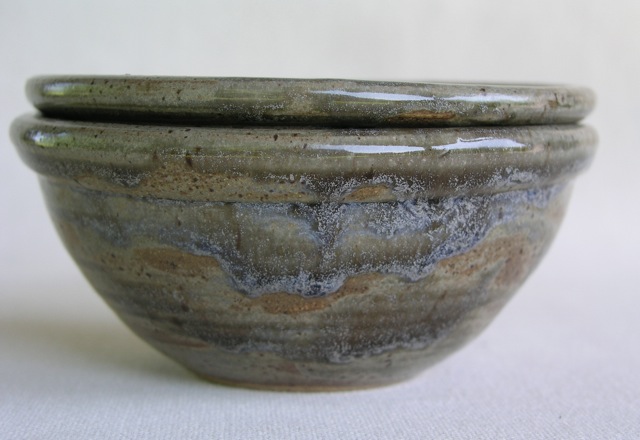 Hand-made pottery and lessons. Wolfville, Nova Scotia: Gallery