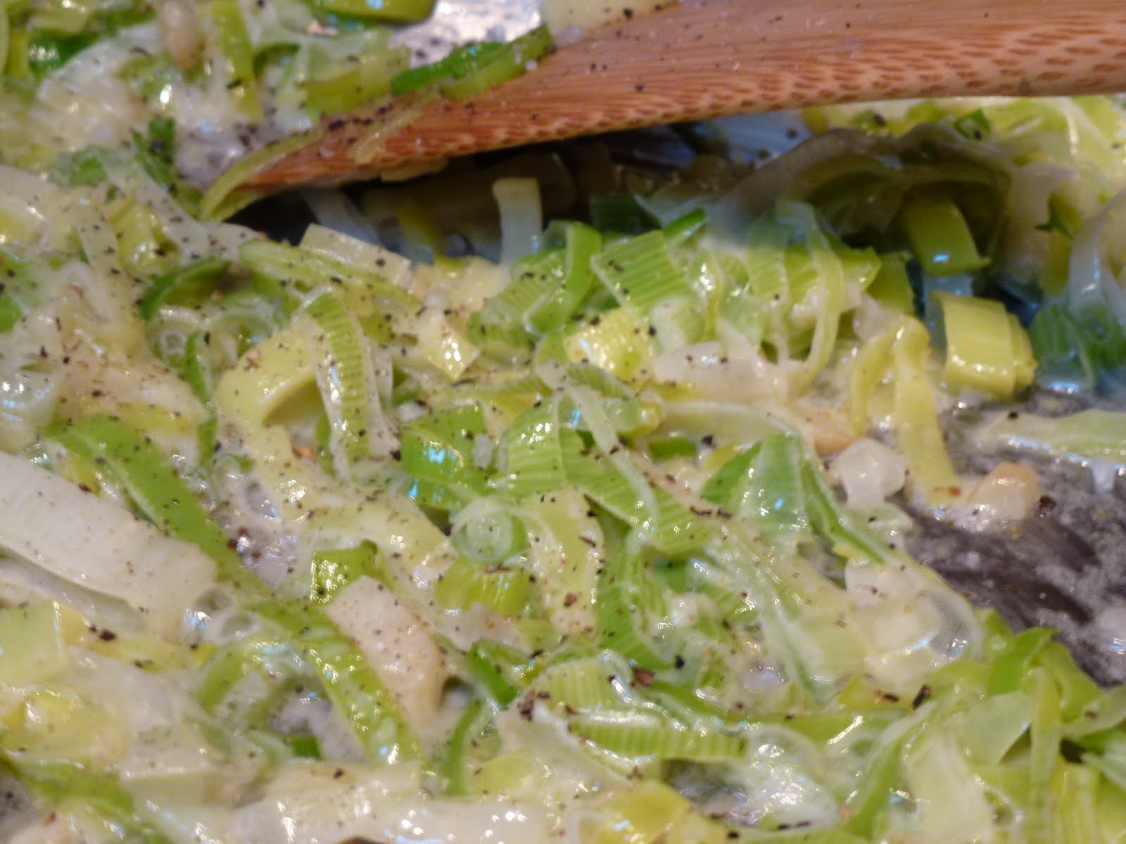 Hardly Housewives: Crispy Polenta Squares with Mushroom Ragu and Leek Jam