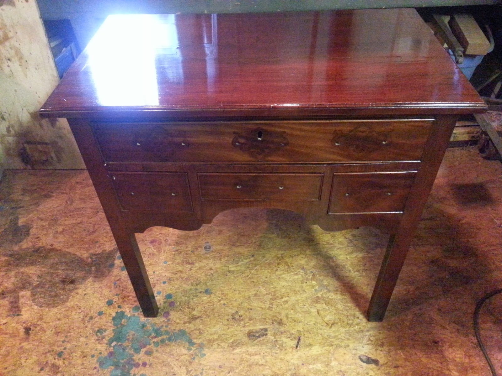 John Mark Power, Antiques Conservator: English Dressing Table (ca. 1760)