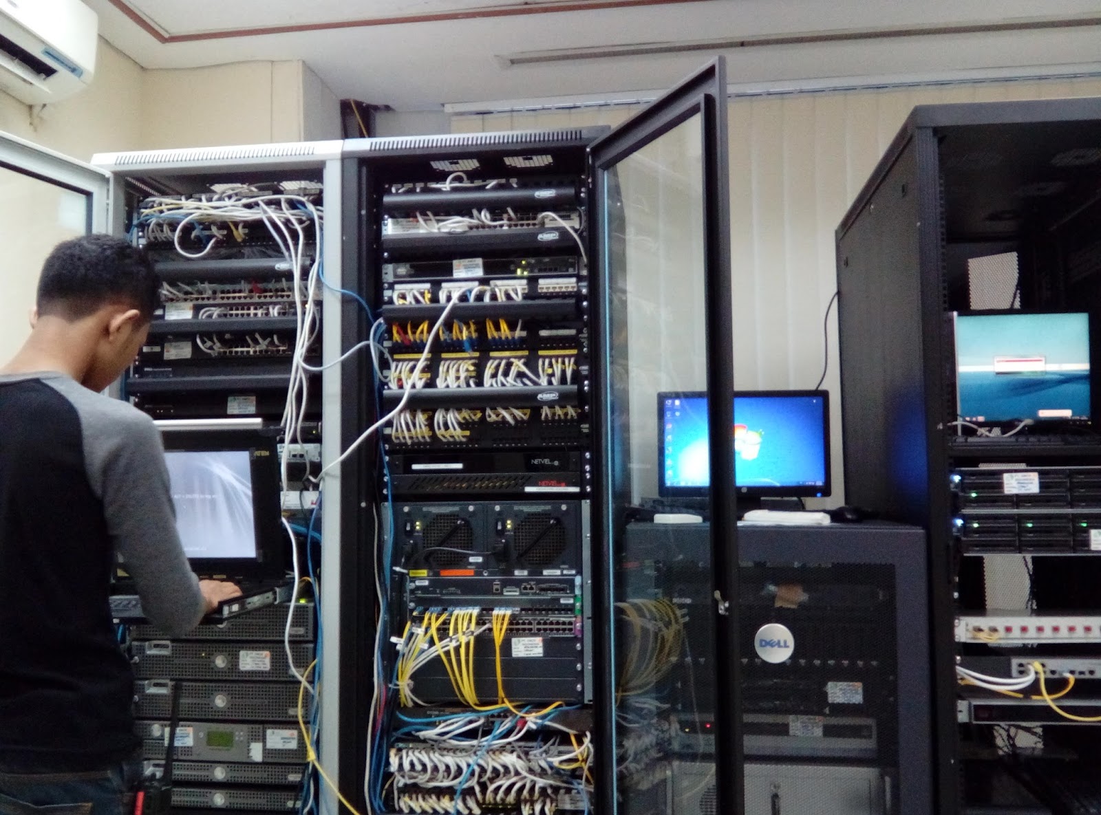 Install & Configure The Dude - Monitoring Network ~ Joko Fani Andrianto