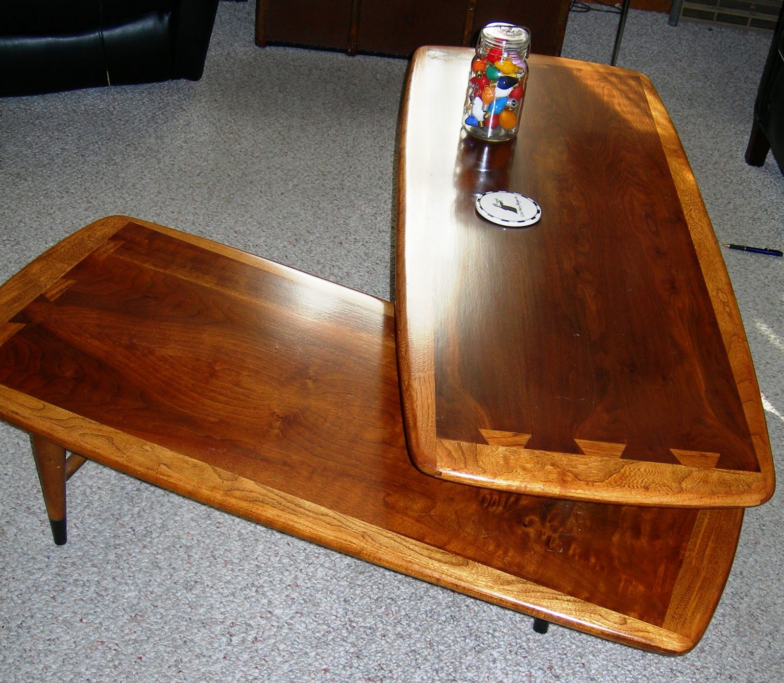 A to Z with Dee: Lane Acclaim Surfboard Table