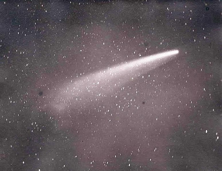 Bodzash Photography and Astronomy: List: The Brightest Comets of All Time