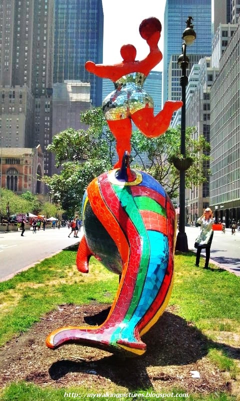 My Walking Pictures: Park Avenue features Niki de Saint Phalle