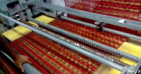 YANTRA ENGINEERING: ~ WEFT BUTTA CUTTING MACHINE