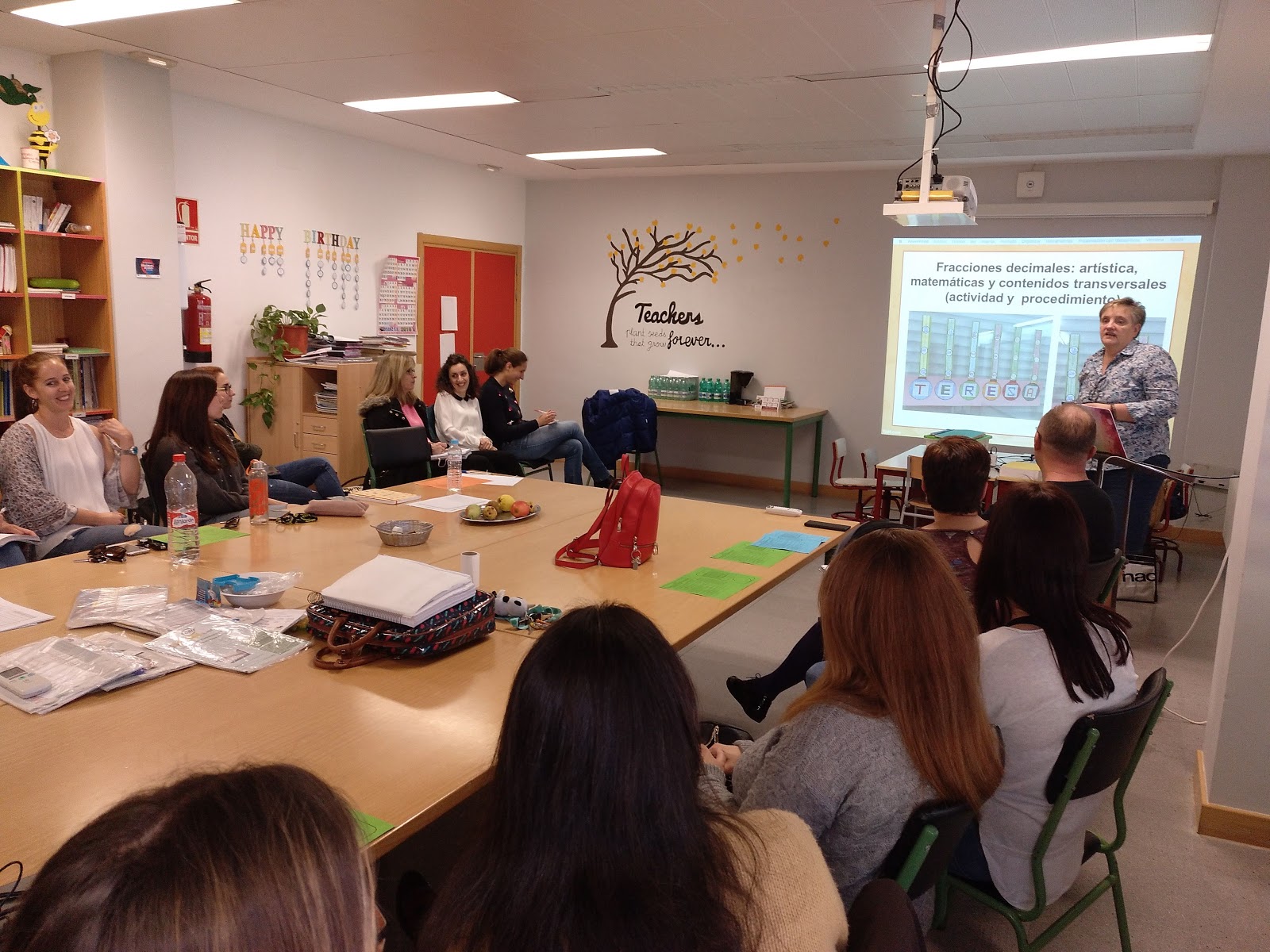 PRIMERA CHARLA SOBRE MATEMÁTICAS MANIPULATIVAS STEAM