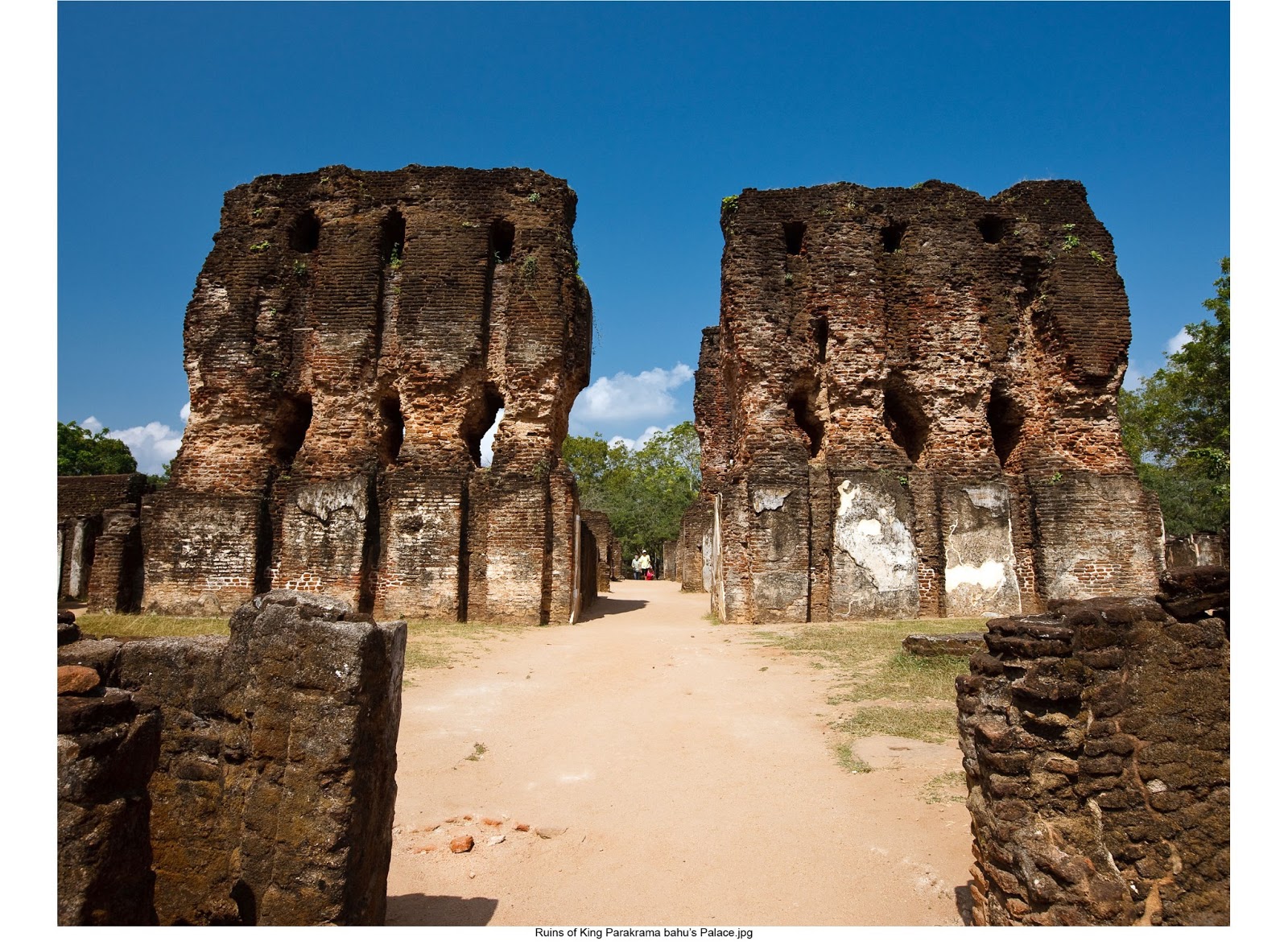 Acquaintances Sri Lankan Tours: Polonnaruwa