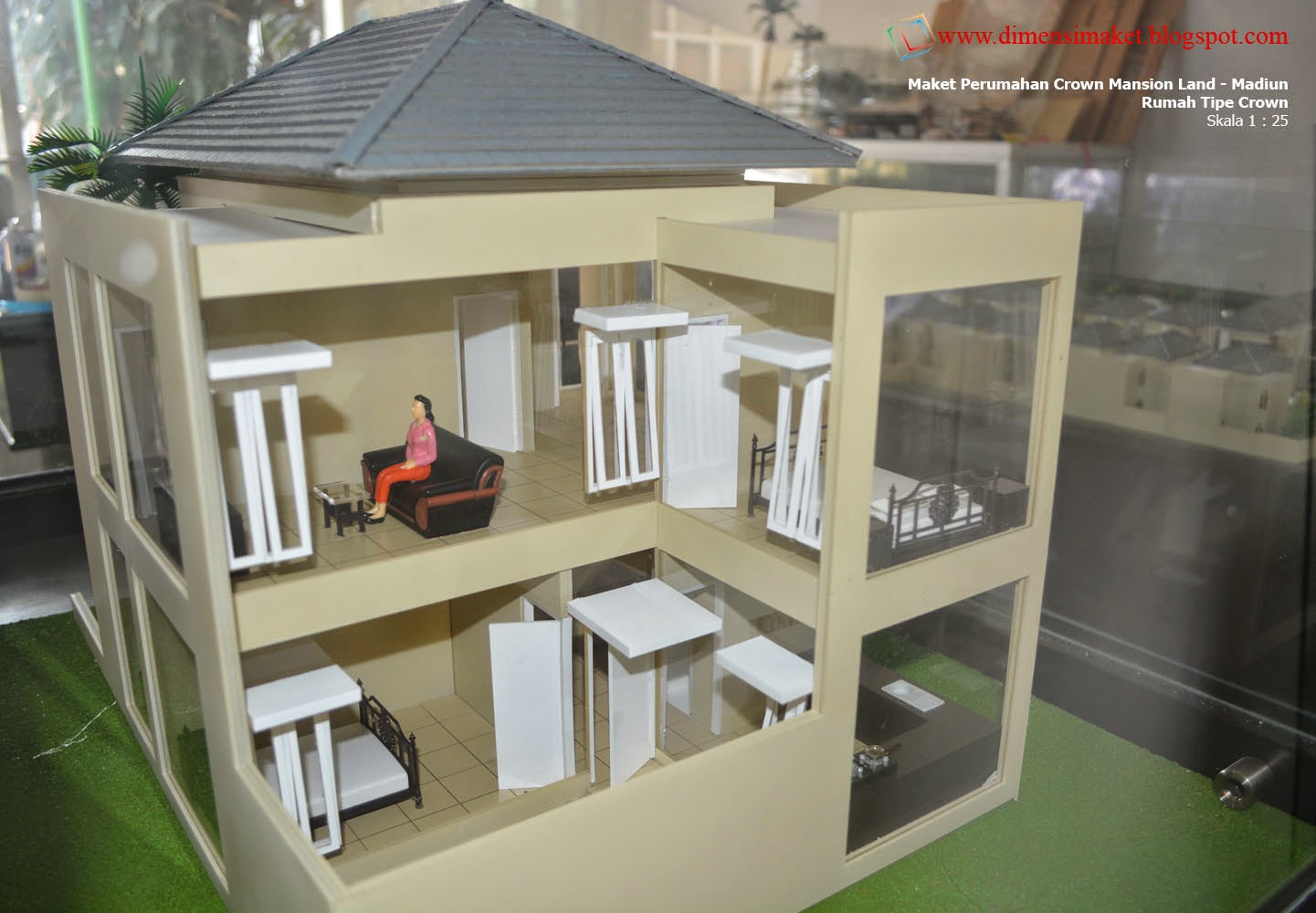 Maket Perumahan Crown Mansion Land di Madiun