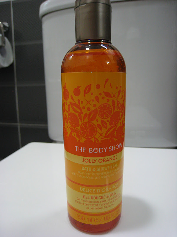 Beauty Blog: The Body Shop Jolly Orange Bath and Shower Gel