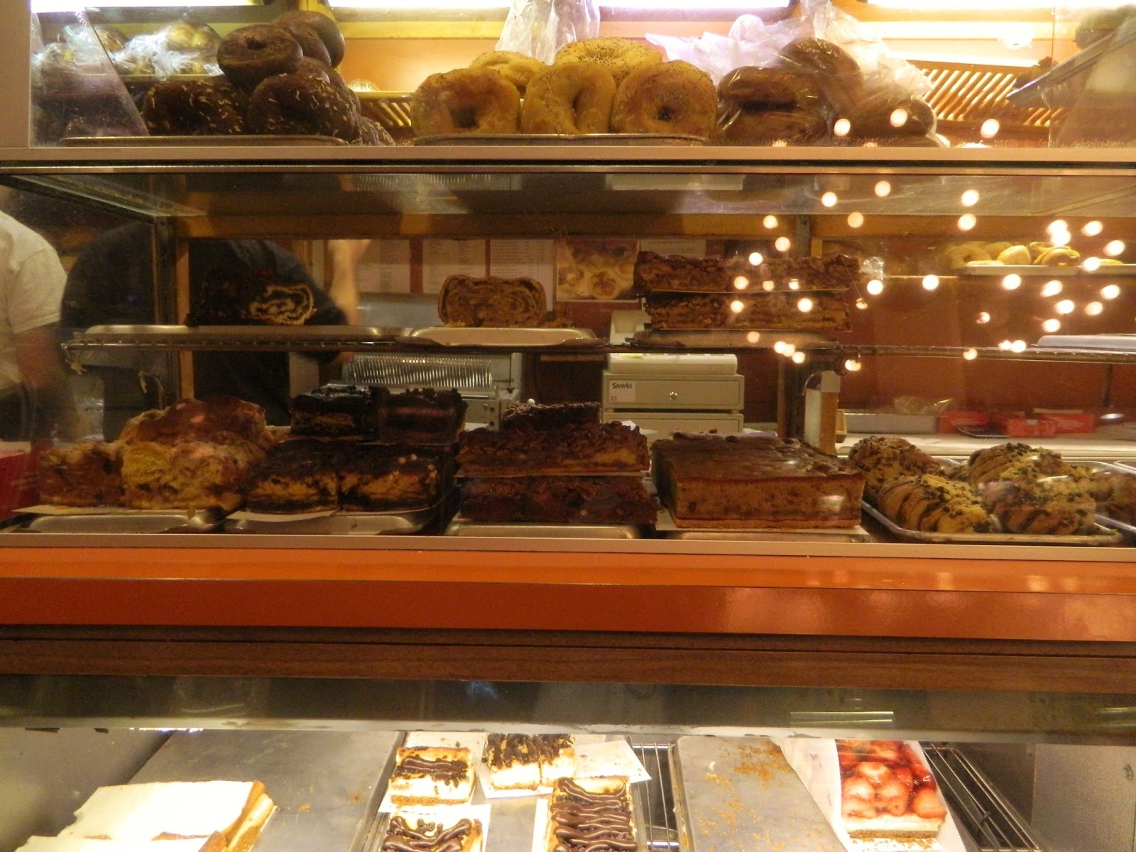 Roaming Rita: Canter's Deli, Los Angeles, California
