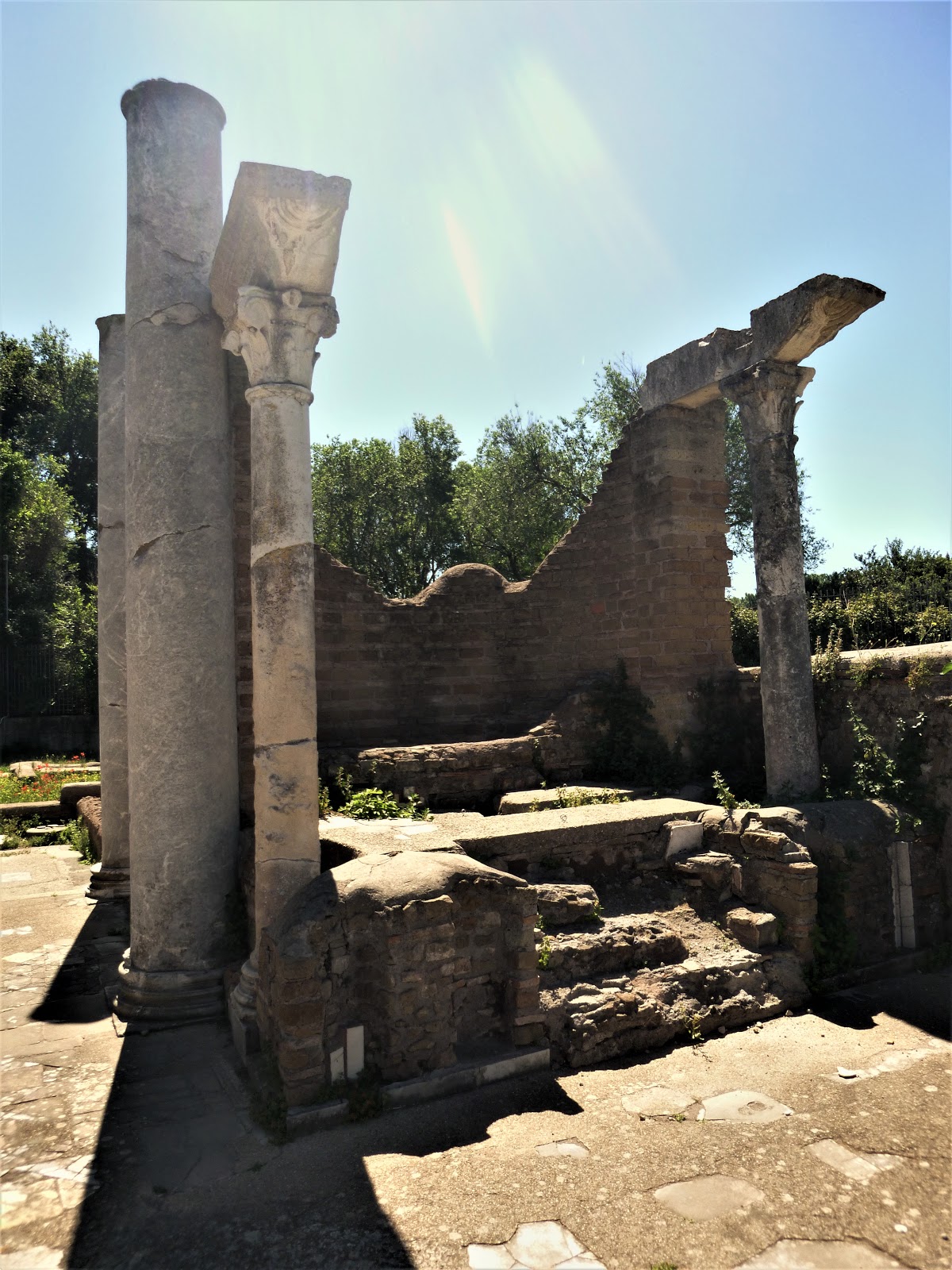 Detritus of Empire: Ostia Antica - The Synagogue