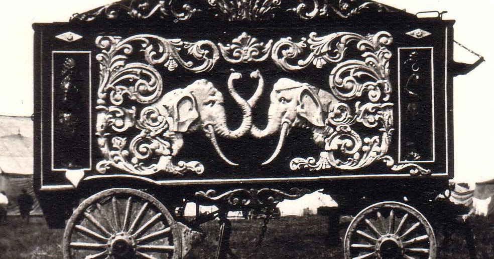 Buckles Blog: #9 Parade Wagons