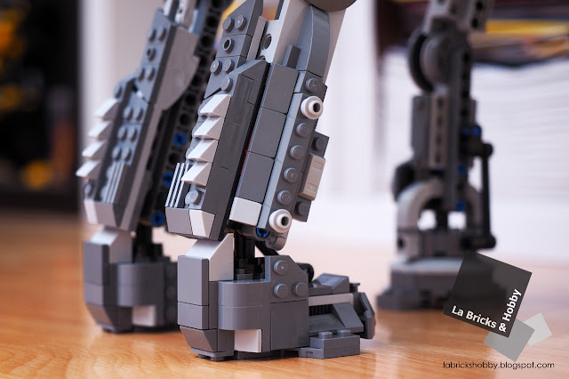 La Bricks & Hobby: Lego Star Wars: The Last Jedi AT-M6 Modification 1