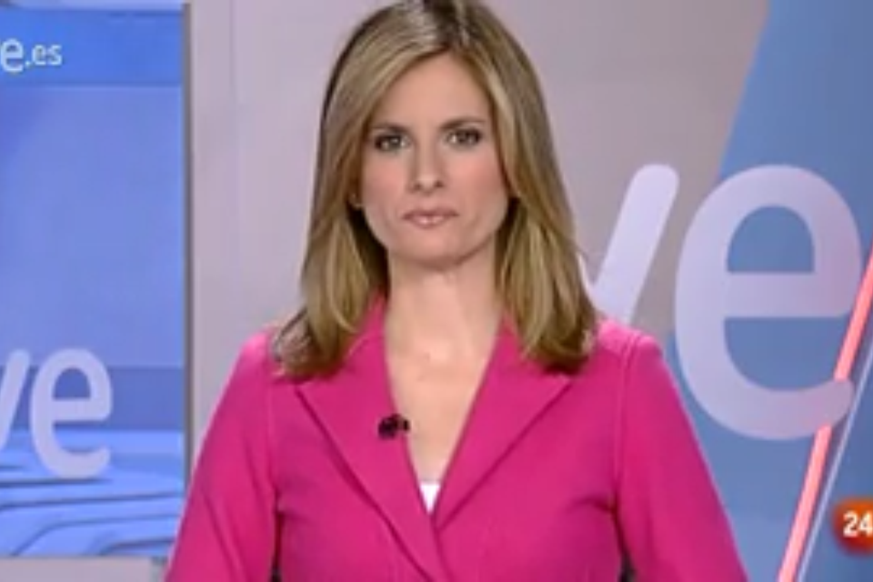 vuesalatele: 2012 01 02 @06H45 - ANA ROLDAN, TVE 24H, TELEDIARIO MATINAL