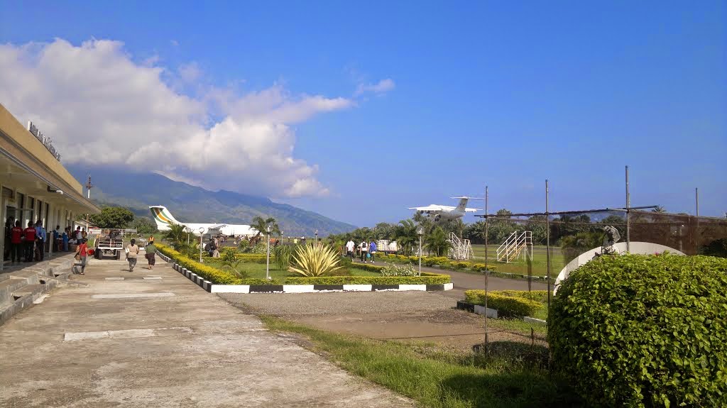 Bandara H.Hasan Aroeboesman Ende