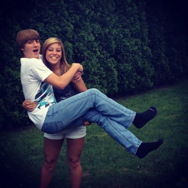 Strong Lift and Carry Photos and Videos - Strong Muscular Girls Lift ...