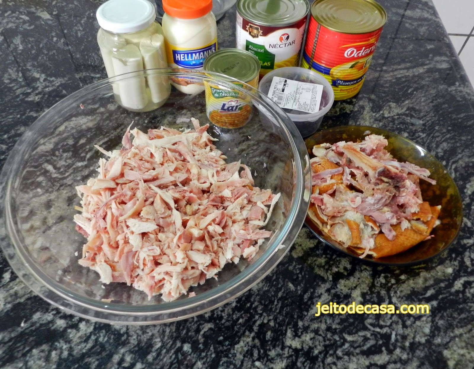 Salada tropical com frango defumado - receita fácil fácil! - Jeito de ...