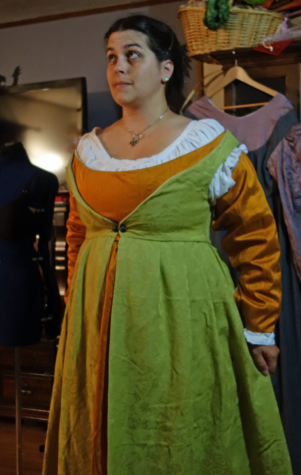 Isabella's Project Diary: 1490's Venetian Gown
