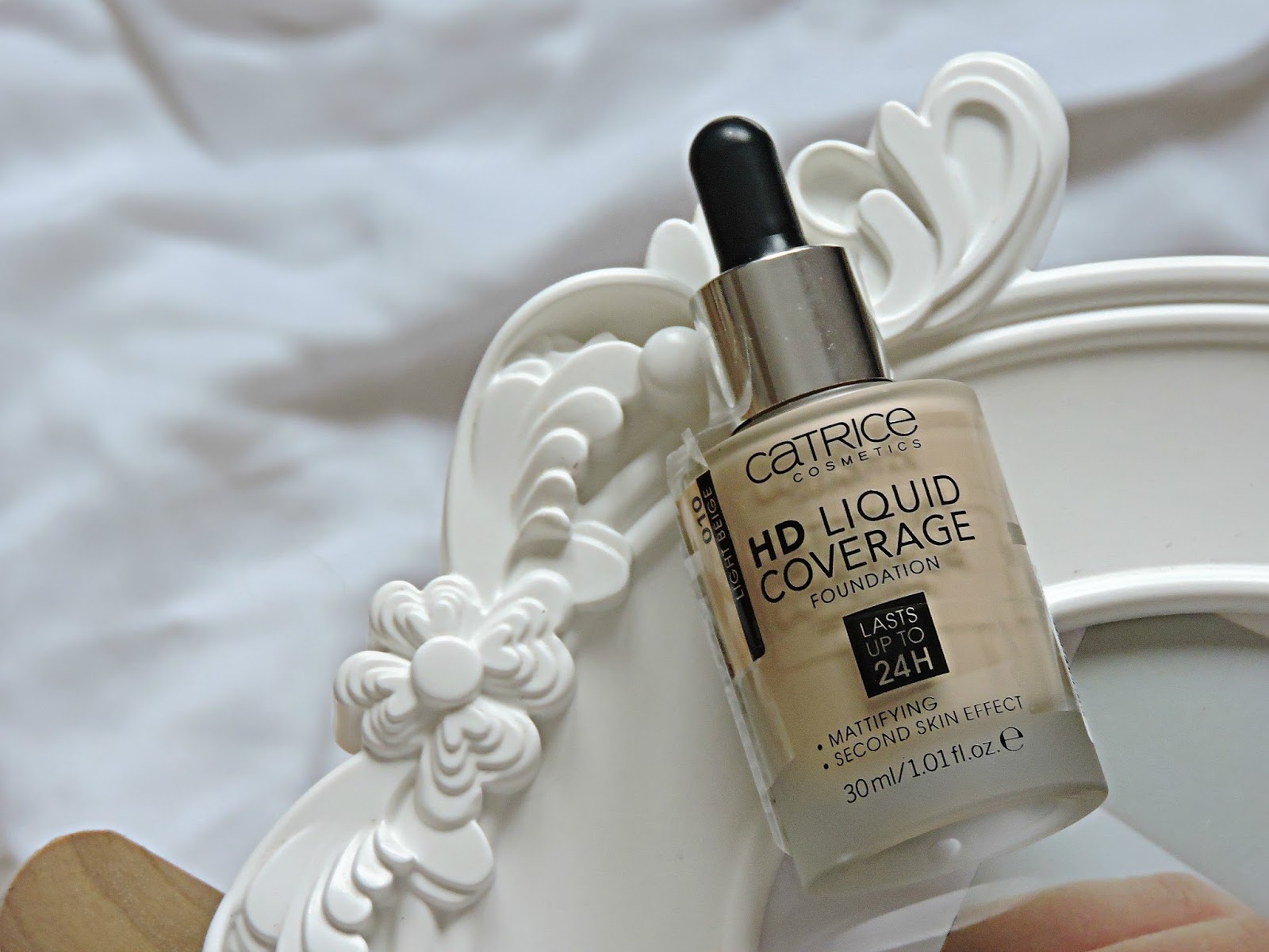 Catrice HD lIQUID COVERAGE tečni puder za lice - Joanne's view of life