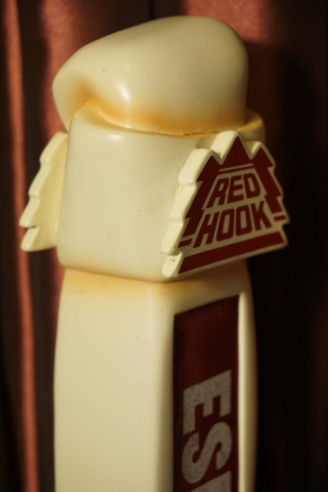 Tap Handle #530: Redhook - ESB