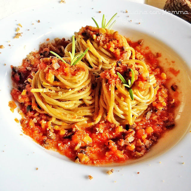Nidi di Spaghetti Gustosi con Olive ai due colori 🌿 | In Cucina con ...