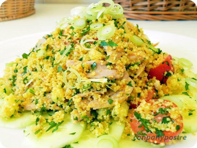 Con pan y postre: Ensalada de cuscús con atún y cítricos