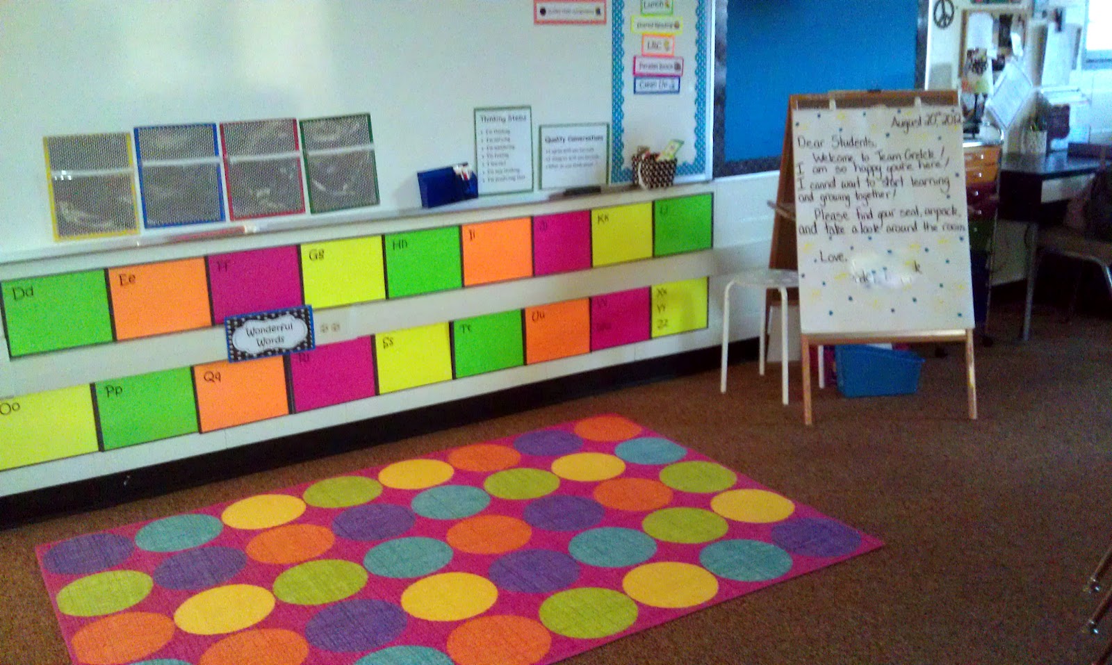 Juice Boxes and Crayolas: Classroom Tour :)