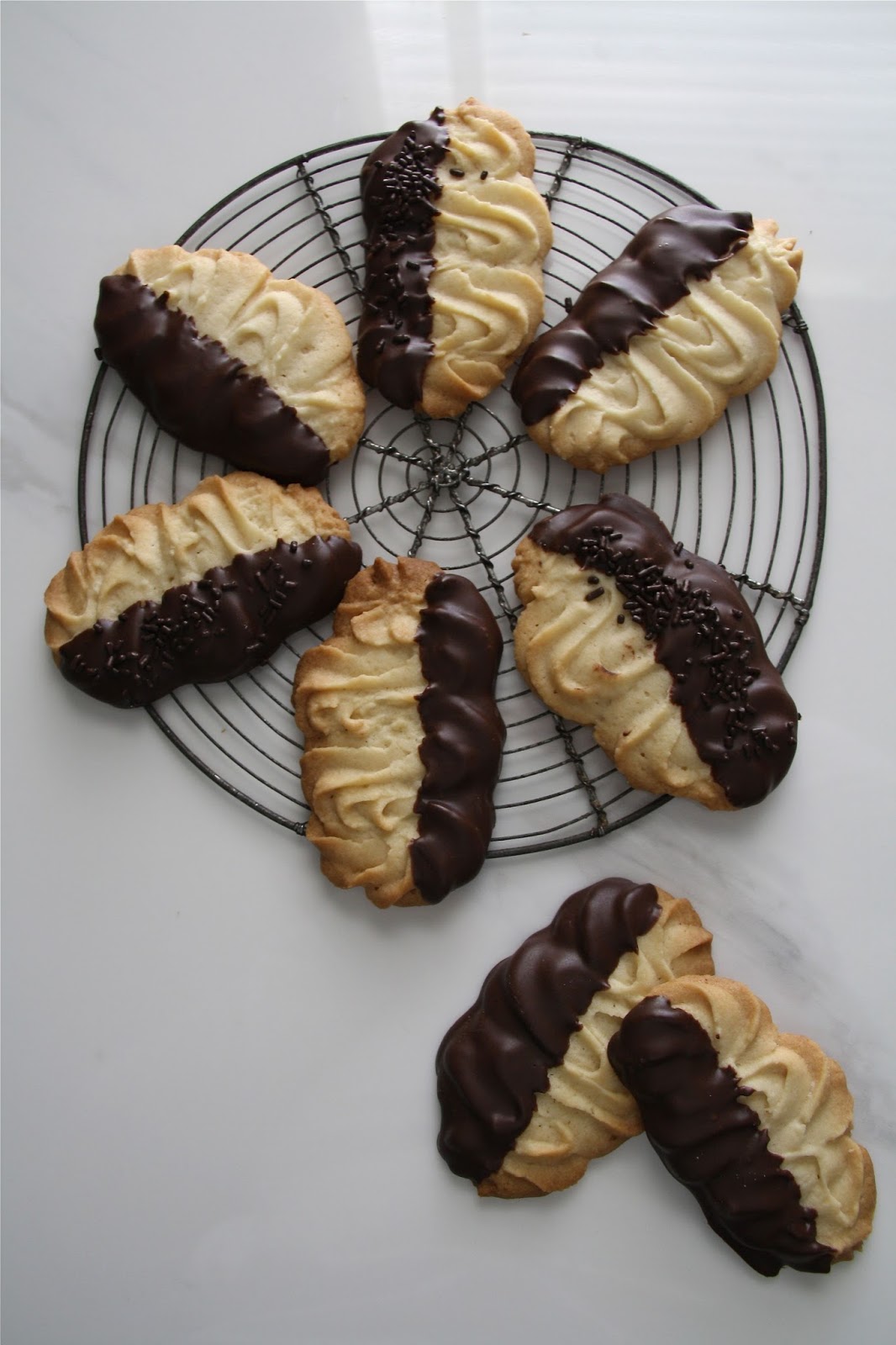 salted sugared spiced™: Chocolate Dipped Viennese Biscuits