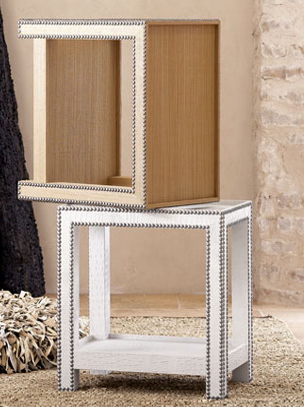 RG _ the shop library: Crocodile-Embossed Table