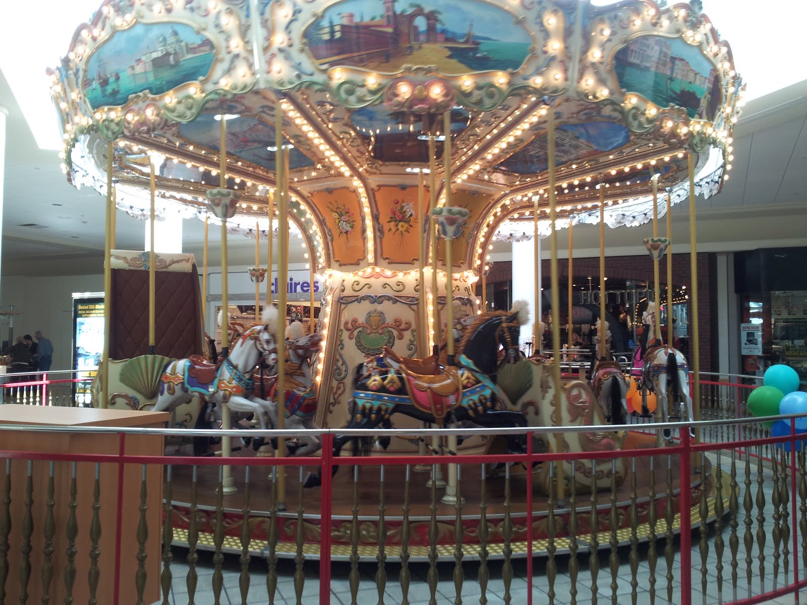Harvey The RV: Portland's carousel inside a large mall...just like ...